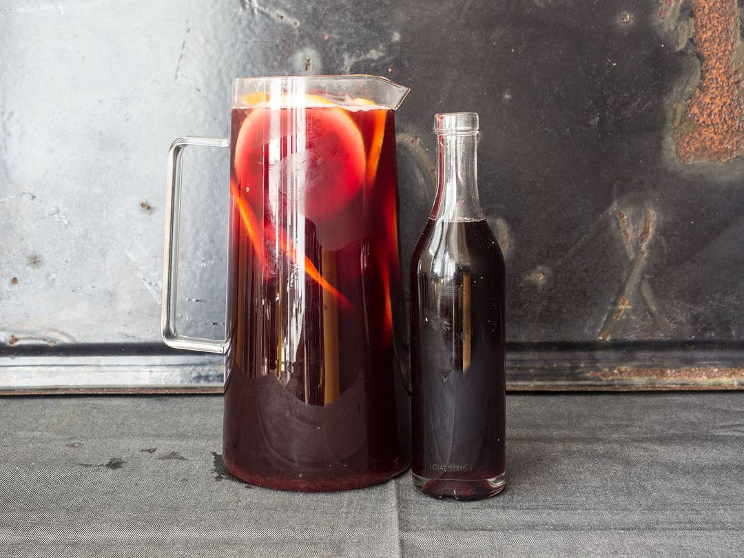 11 Pitcher Cocktail Recipes to Keep Boozing All Day Long (While Staying ...