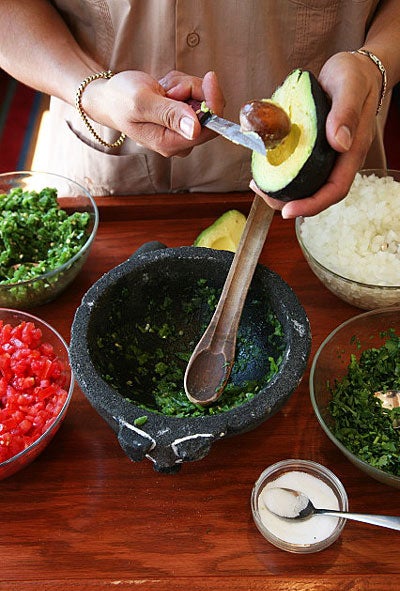 Step-By-Step Guacamole | Saveur
