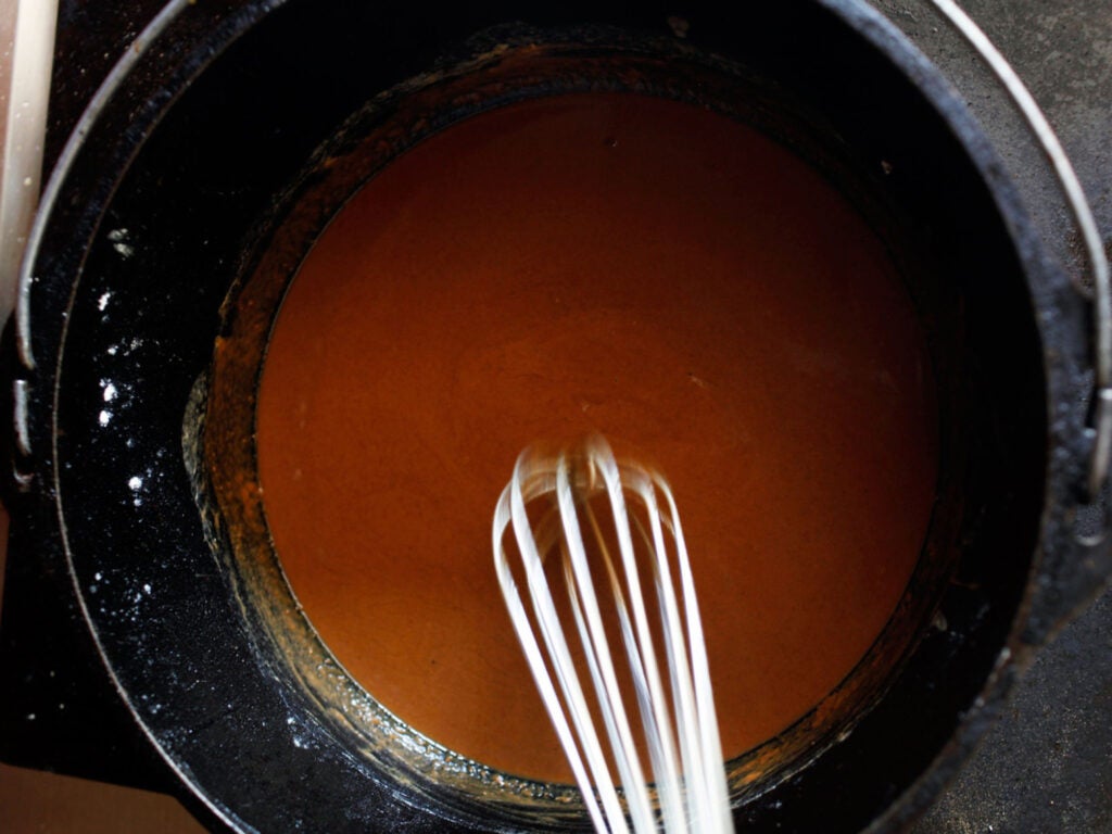 Video: How to Make a Dark Roux | Saveur