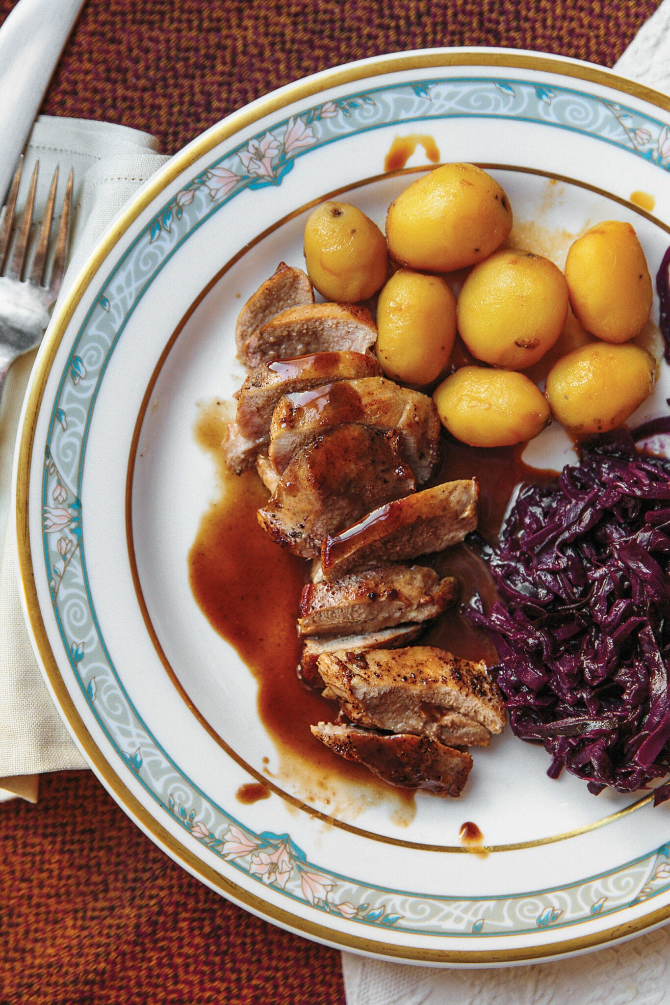 Christmas Grouse with Berry Sauce (Jólarjúpa með Berjasósu)