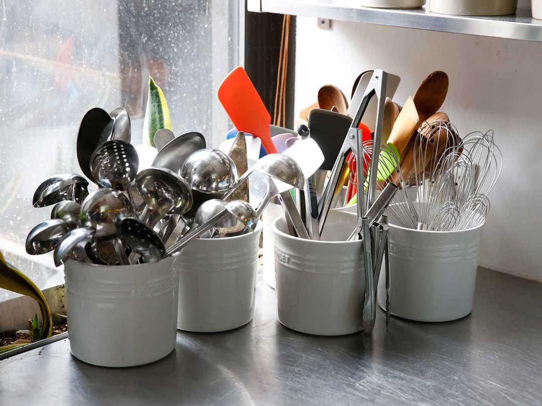Our 6 Best Tips and Tricks for Cutting Clutter in Your Kitchen