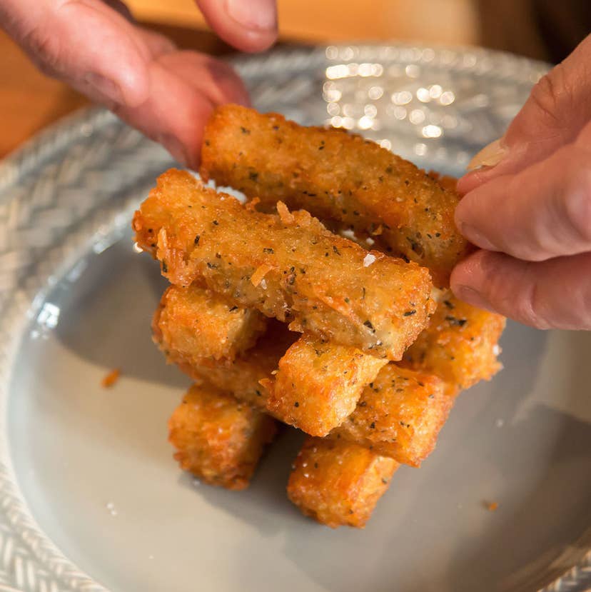 15 Upgraded Bar Snacks and Booze Sponges | Saveur