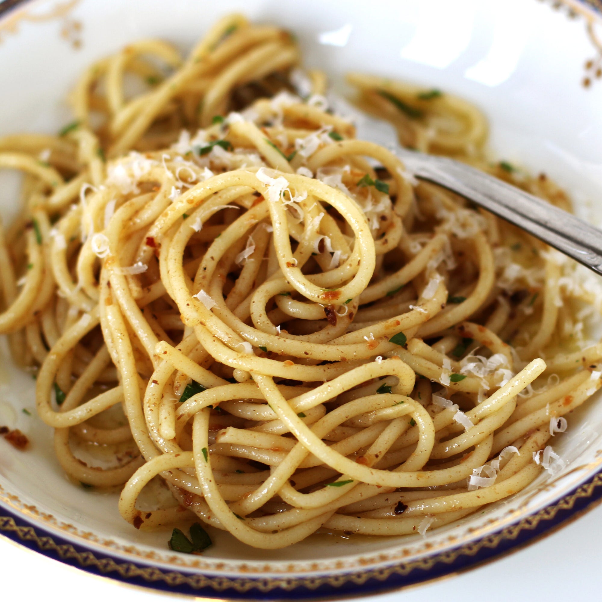 Spaghetti with Anchovy Garlic Sauce | Saveur