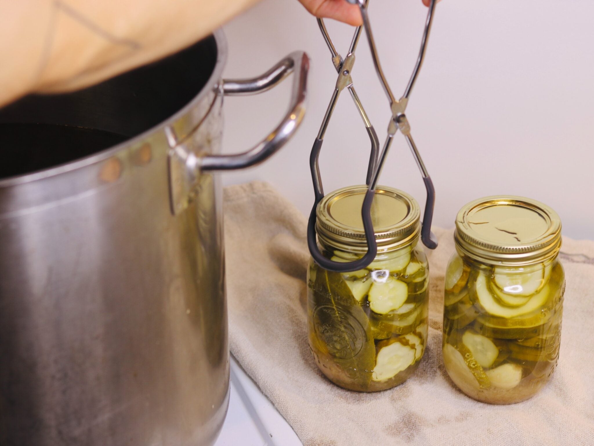 A Step-by-Step Guide to Waterbath Canning | Saveur