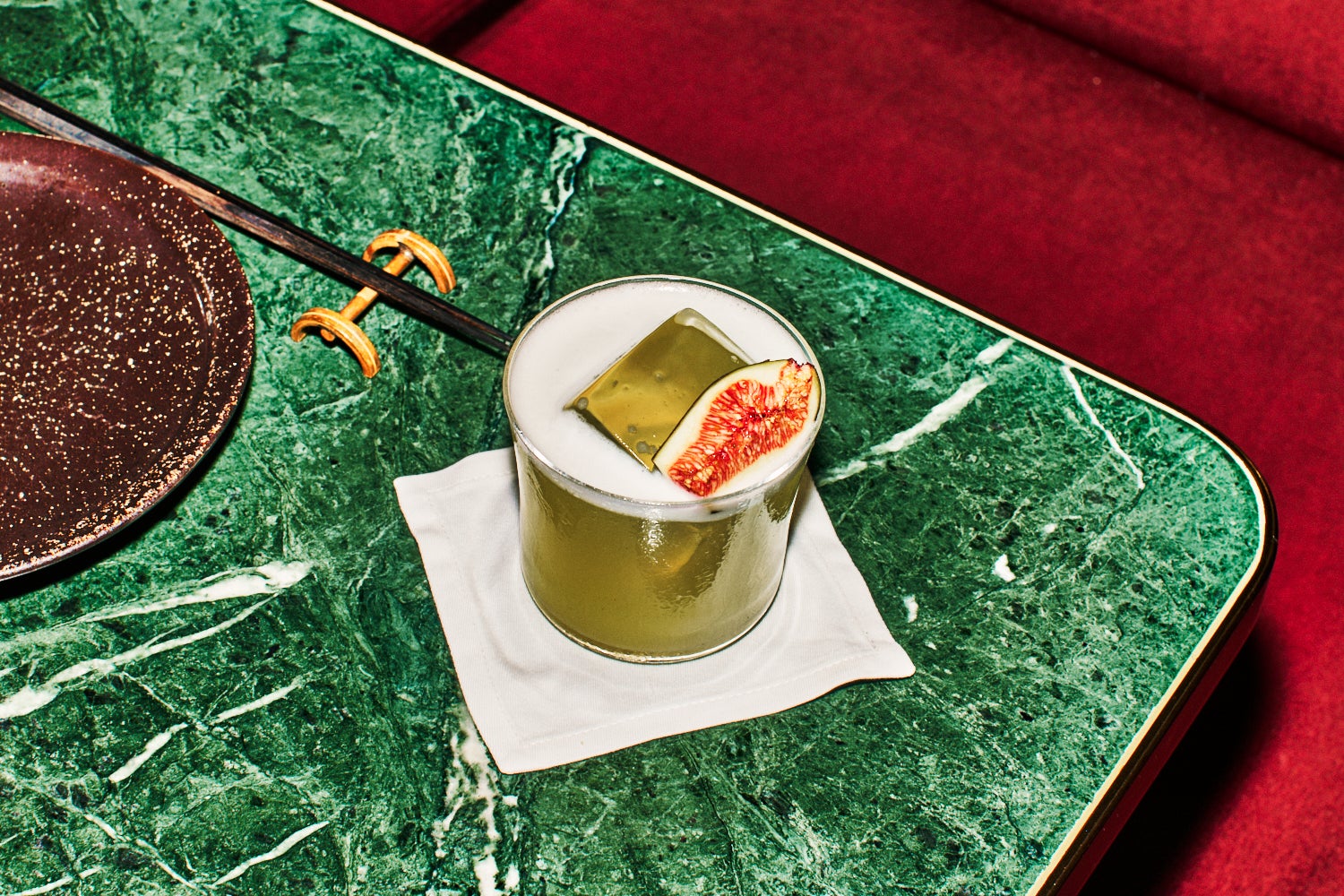 22 Best Hotel Bars | Saveur